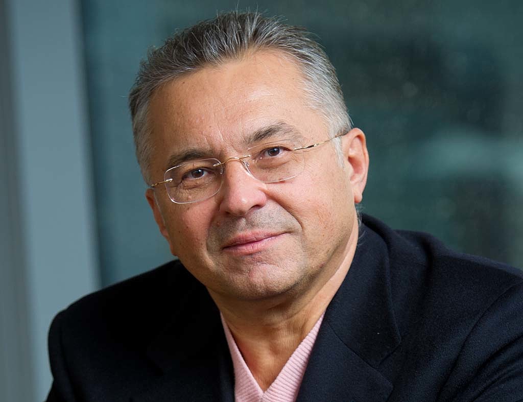 Bevásárolt a Bankár Holding - Economx.hu