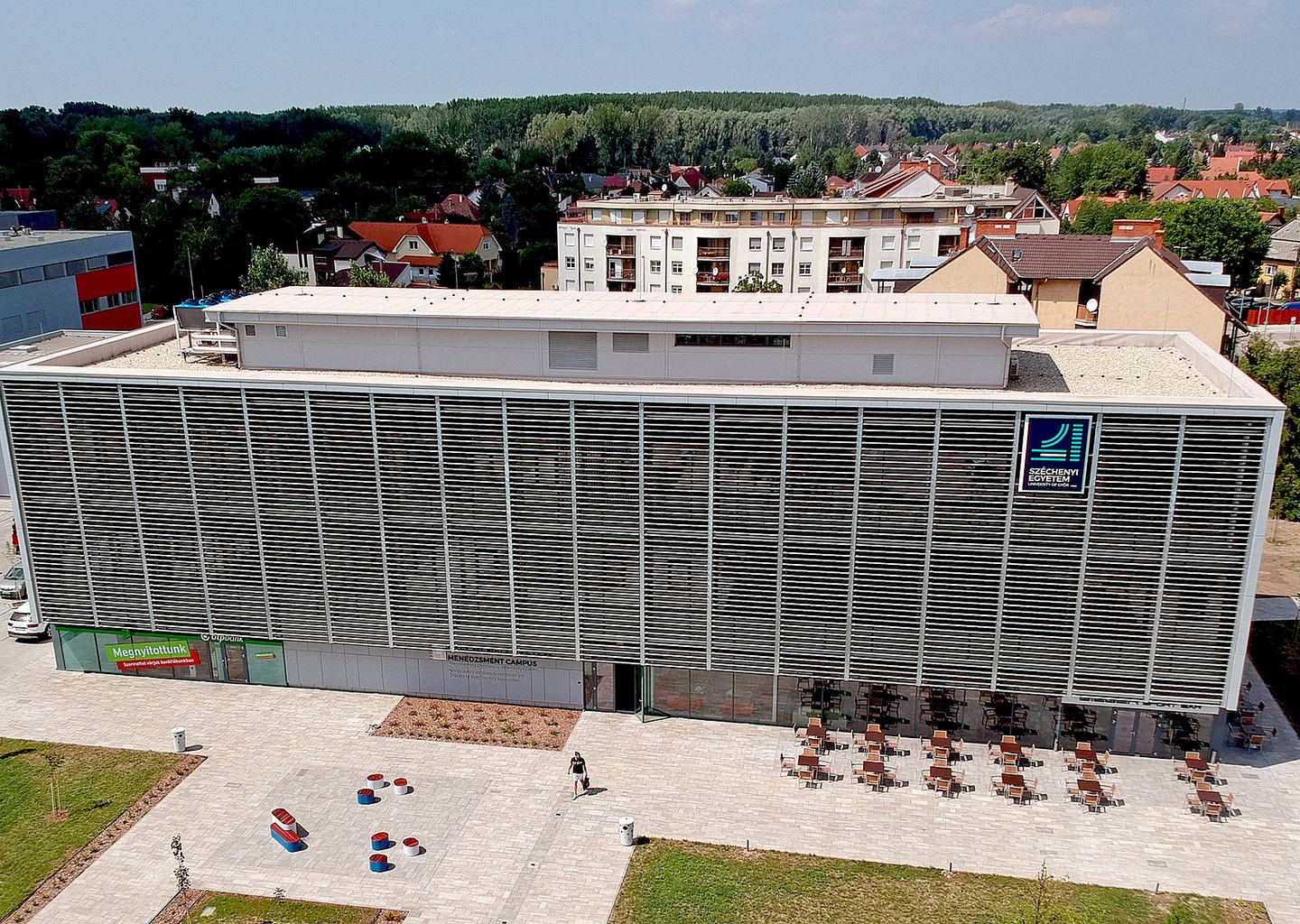 Autonómiát és európai béreket követelnek a felsőoktatási ...