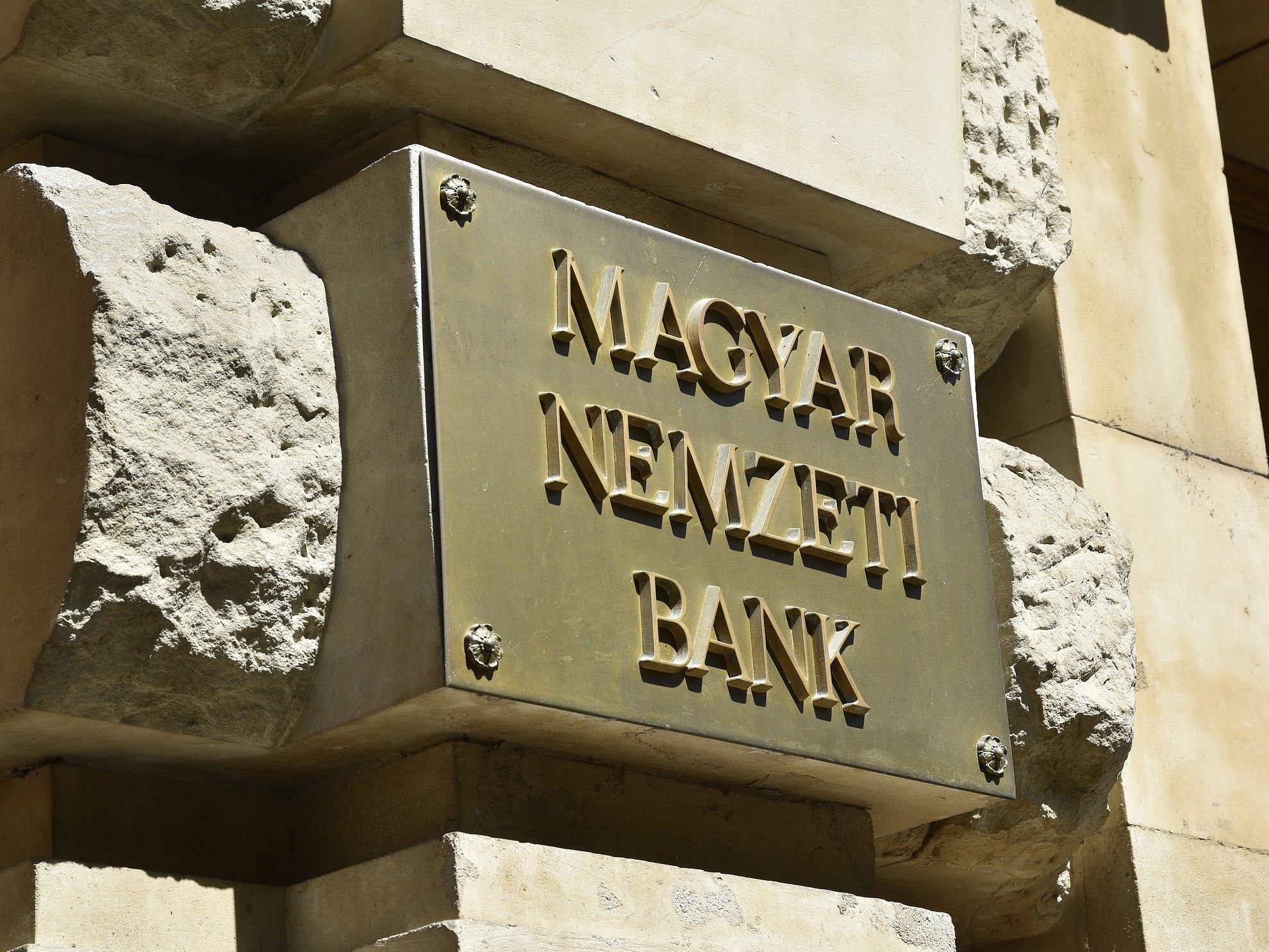 Javult az eredmény, de még mindig nagy az MNB vesztesége | Economx