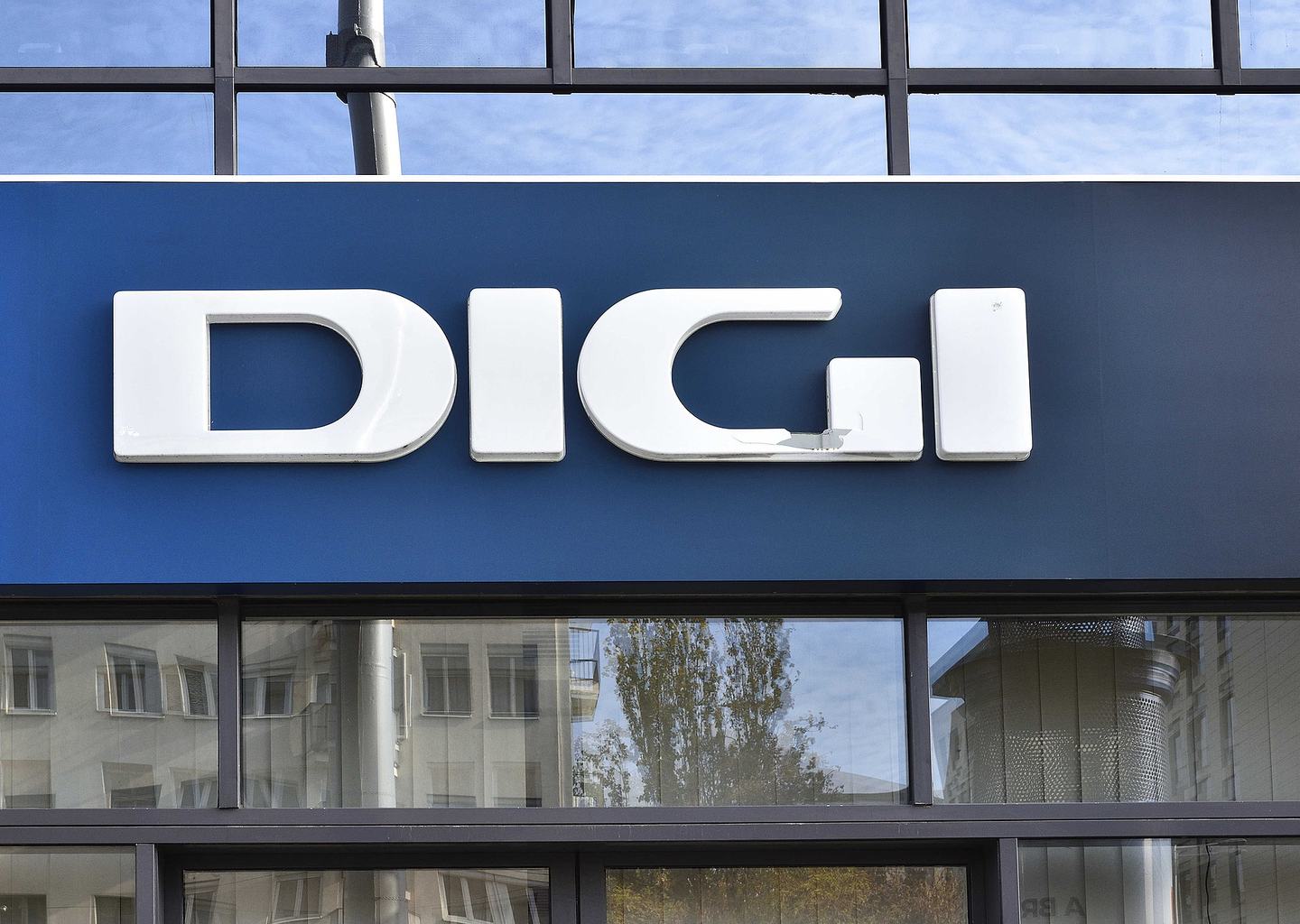 Homályosan kommunikált a Digi az áremelésről, gigabüntetés járt érte ...